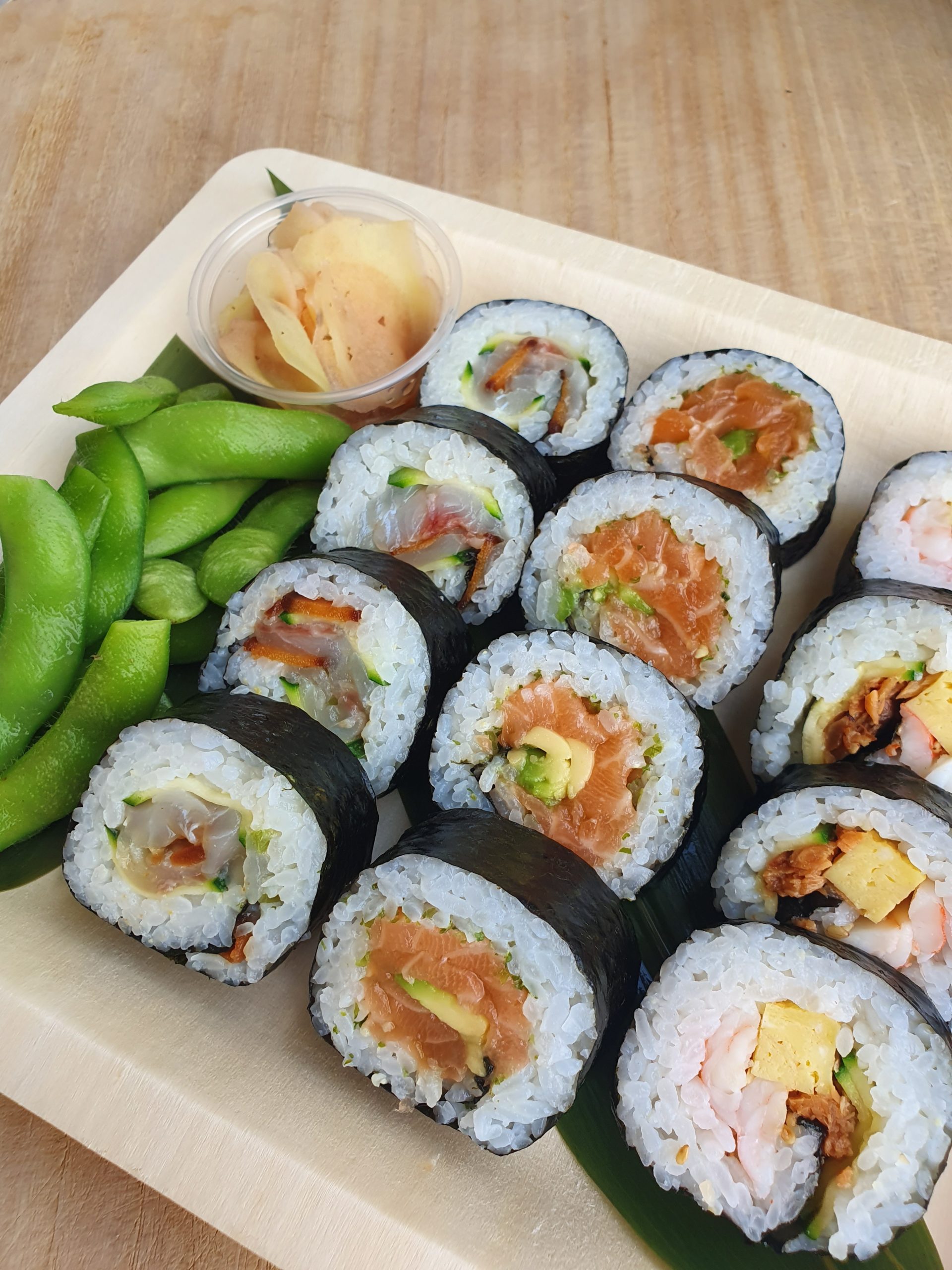 SUSHI MAKI IMPERIAL A PARTAGER - UMIA - Rika Fujimori